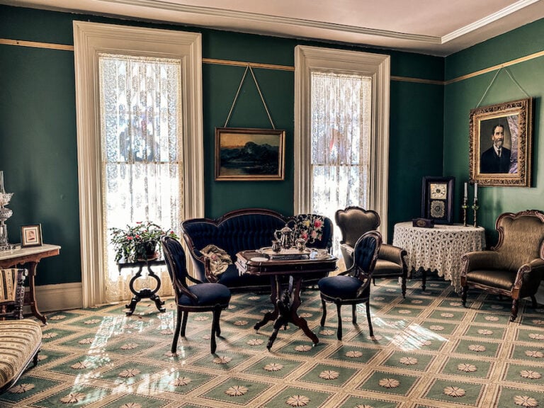 Top Family-Friendly Museums in Des Moines You Can't Miss - Loving This ...