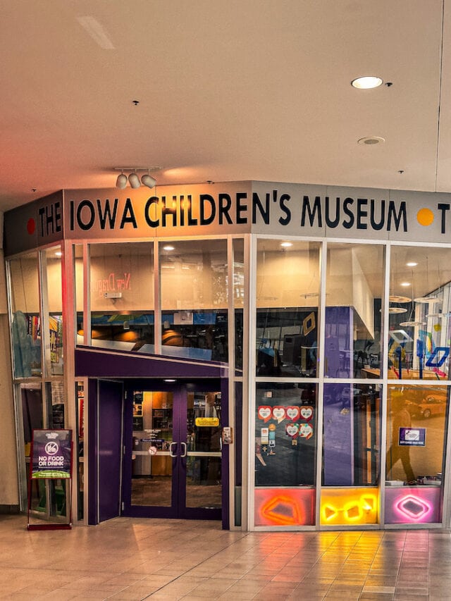 Top 10 Things to do in Iowa City with Kids - Loving This Adventure