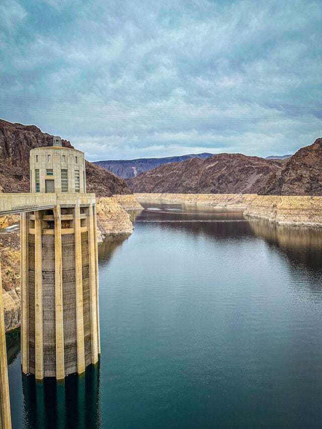Las Vegas to the Hoover Dam: Ultimate Guide for Your Visit - Loving ...