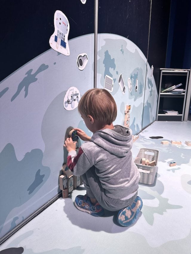 Ultimate Guide to Visiting the Science Center of Iowa with Kids ...