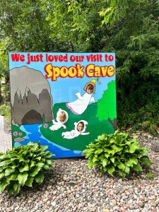 Spook Cave Iowa: Ultimate Family Guide to This Unique Cave Boat Tour ...